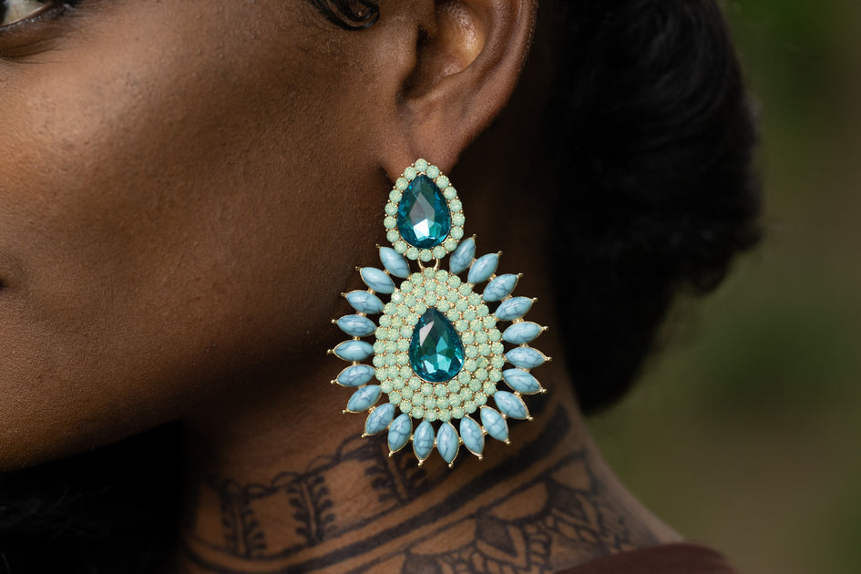 Dakara (yellow or blue) – Empressive Finds